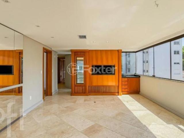 Apartamento, 3 dormitórios, 171.03 m², em Bela Vista