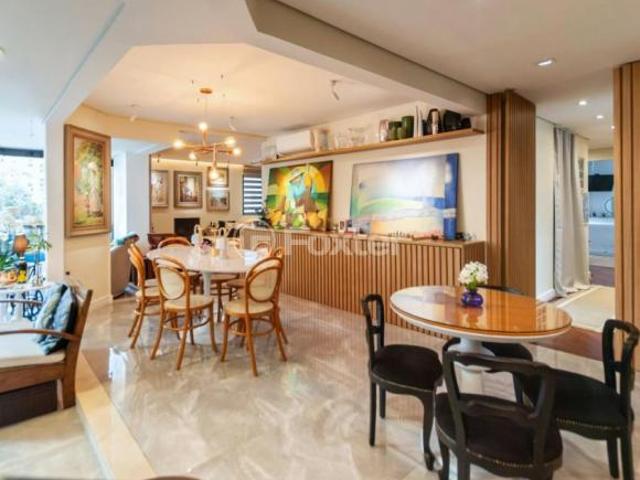 Apartamento, 3 dormitórios, 172 m², em Cidade Monções