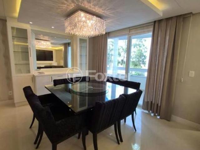 Apartamento, 3 dormitórios, 174.12 m², em Sanvitto