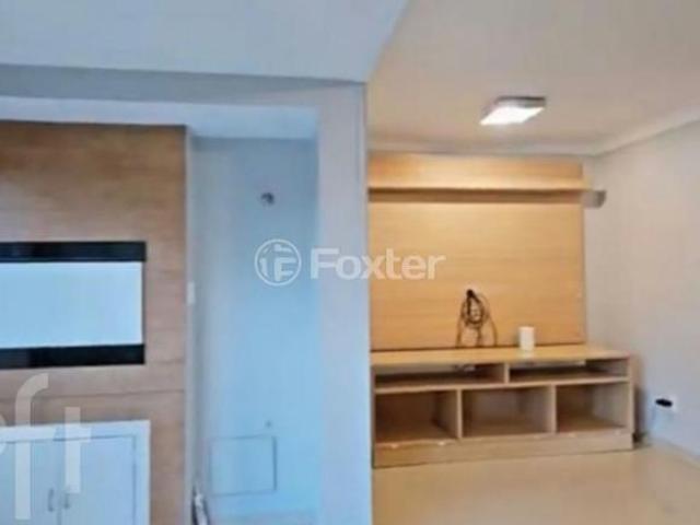 Apartamento, 3 dormitórios, 174 m², em Centro