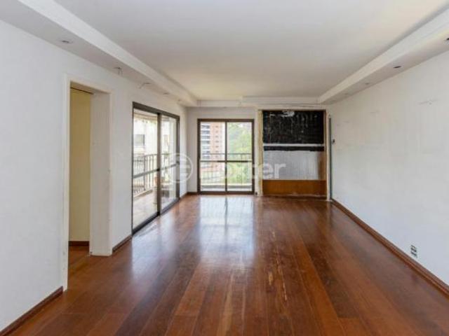Apartamento, 3 dormitórios, 175 m², em Vila Andrade