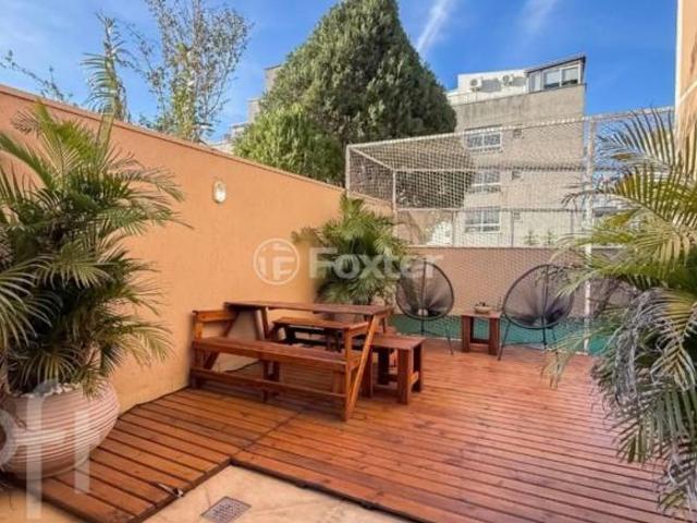 Apartamento, 3 dormitórios, 178 m², em Santana