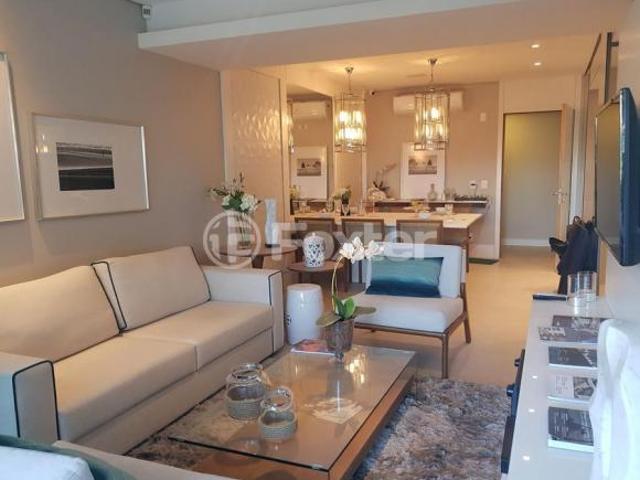 Apartamento, 3 dormitórios, 179 m², em Atlantida