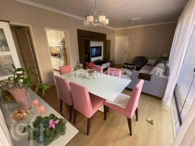 Apartamento, 3 dormitórios, 183.69 m², em Centro