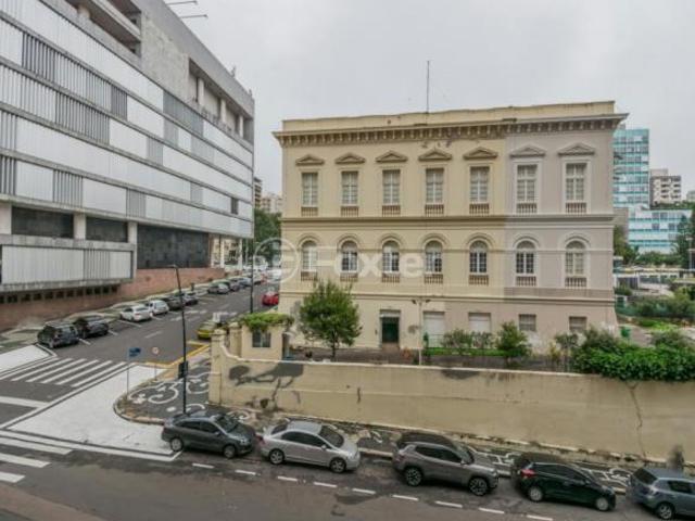 Apartamento, 3 dormitórios, 183.37 m², em Centro Histórico