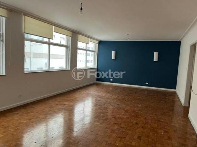 Apartamento, 3 dormitórios, 180 m², em Santa Cecília