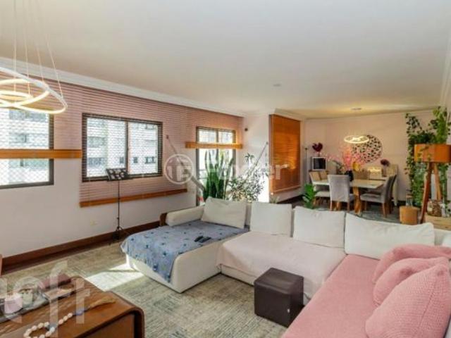 Apartamento, 3 dormitórios, 186 m², em Tatuapé