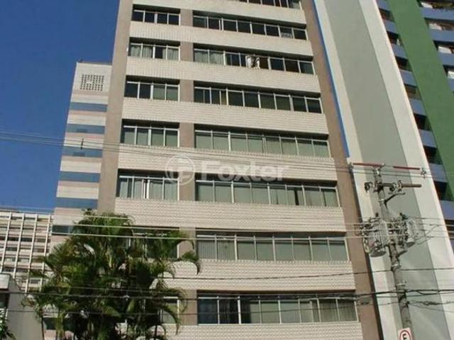 Apartamento, 3 dormitórios, 189 m², em Itaim Bibi