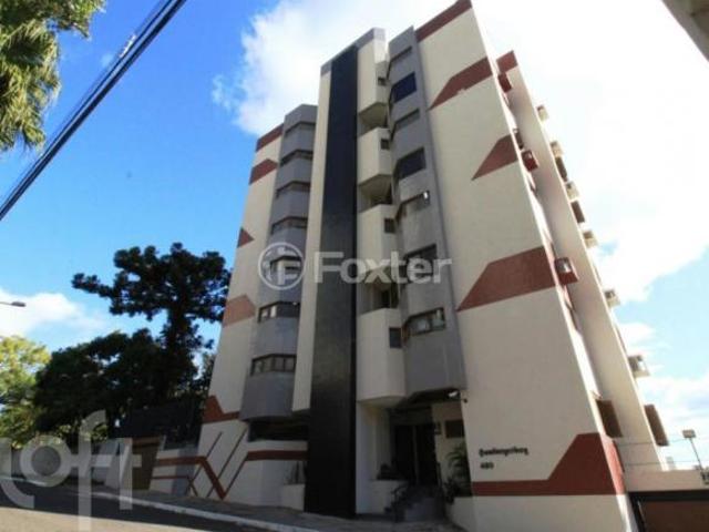 Apartamento, 3 dormitórios, 197.42 m², em Centro