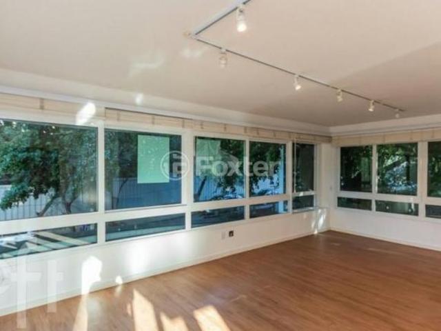 Apartamento, 3 dormitórios, 197.63 m², em Auxiliadora