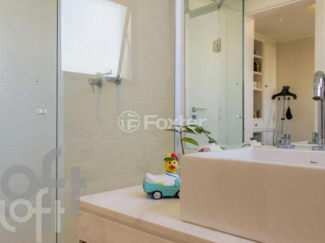 Apartamento, 3 dormitórios, 195 m², em Jardim Monte Kemel
