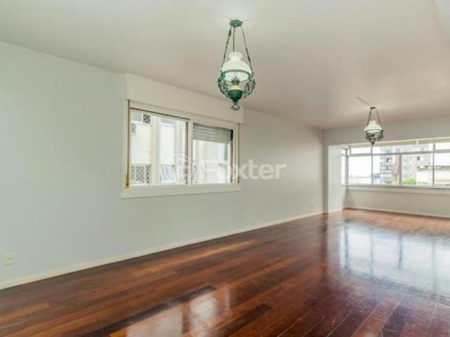 Apartamento, 3 dormitórios, 196.31 m², em Independência