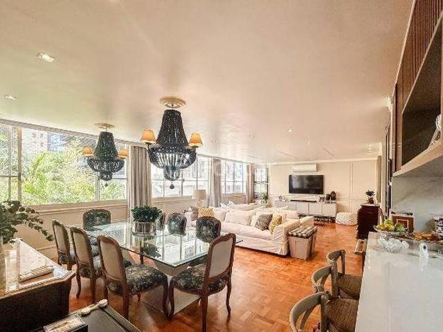 Apartamento, 3 dormitórios, 198 m², em Jardim Paulista