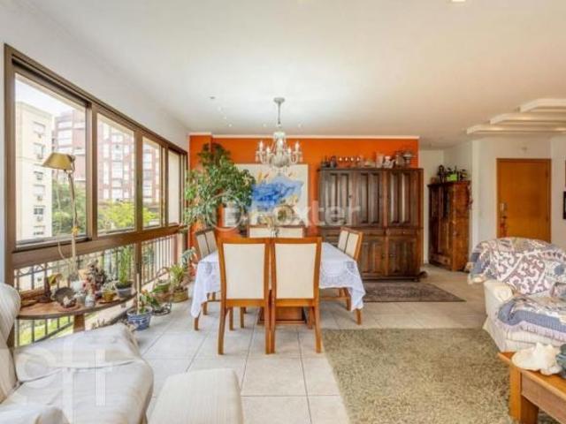 Apartamento, 3 dormitórios, 103.68 m², em Mont Serrat