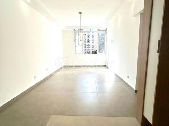Apartamento, 3 dormitórios, 103 m², em Itaim Bibi