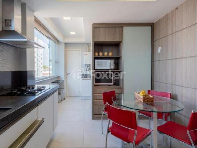 Apartamento, 3 dormitórios, 100 m², em Cidade Baixa