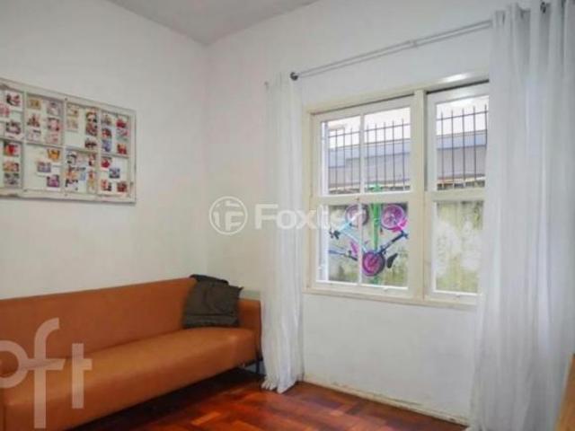 Apartamento, 3 dormitórios, 100 m², em Floresta