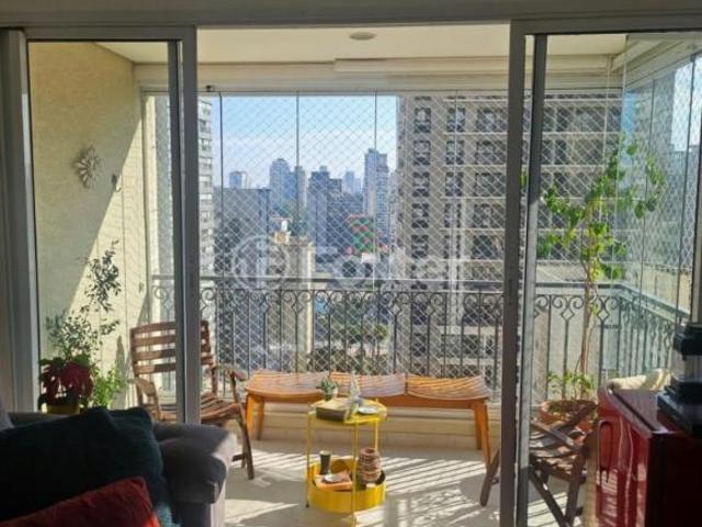 Apartamento, 3 dormitórios, 100 m², em Jardim das Acácias