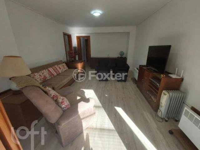 Apartamento, 3 dormitórios, 101.98 m², em Centro