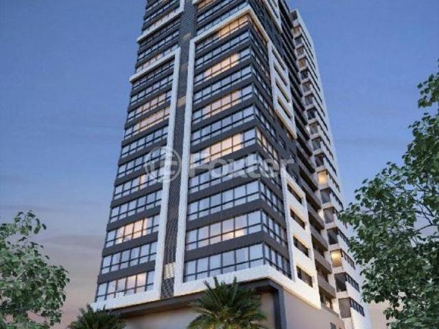 Apartamento, 3 dormitórios, 102.45 m², em Centro