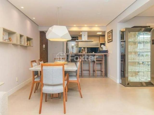 Apartamento, 3 dormitórios, 102 m², em Auxiliadora