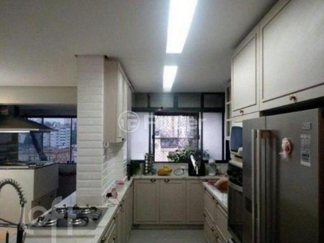 Apartamento, 3 dormitórios, 102 m², em Santana