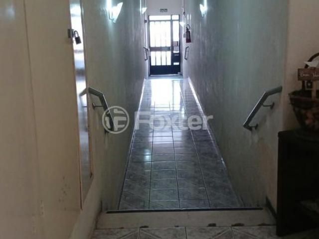 Apartamento, 3 dormitórios, 107 m², em Floresta