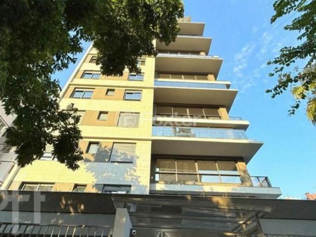 Apartamento, 3 dormitórios, 104.89 m², em Petrópolis