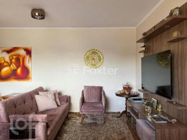 Apartamento, 3 dormitórios, 104.2 m², em Centro