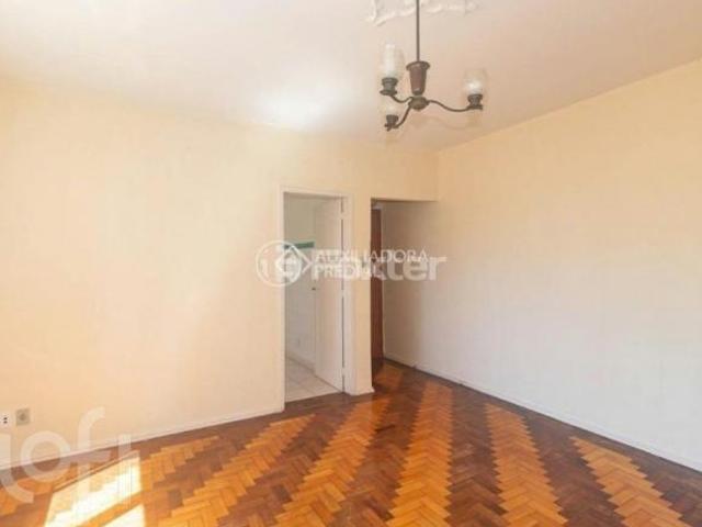 Apartamento, 3 dormitórios, 104.33 m², em Centro Histórico
