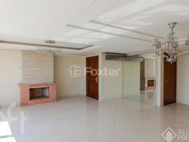 Apartamento, 3 dormitórios, 104 m², em São João