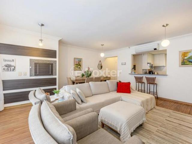 Apartamento, 3 dormitórios, 105.87 m², em Petrópolis