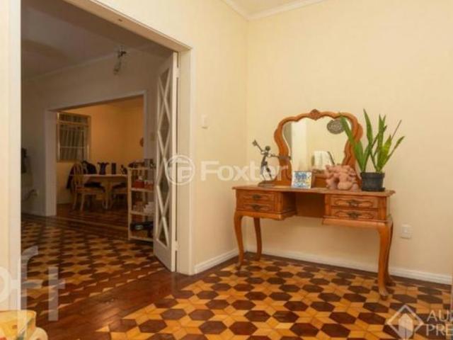 Apartamento, 3 dormitórios, 105.3 m², em Floresta