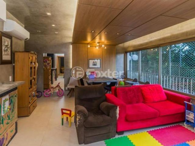 Apartamento, 3 dormitórios, 105 m², em Cavalhada