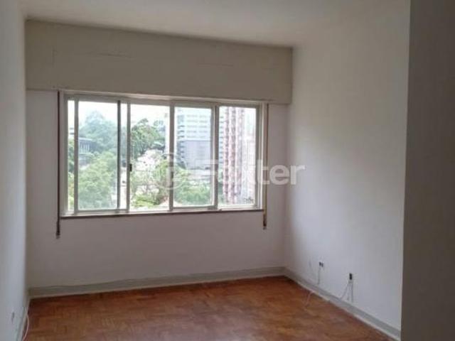 Apartamento, 3 dormitórios, 105 m², em Cerqueira César