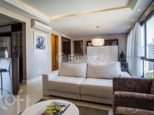 Apartamento, 3 dormitórios, 106.66 m², em Petrópolis