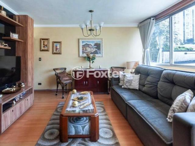 Apartamento, 3 dormitórios, 106 m², em Perdizes