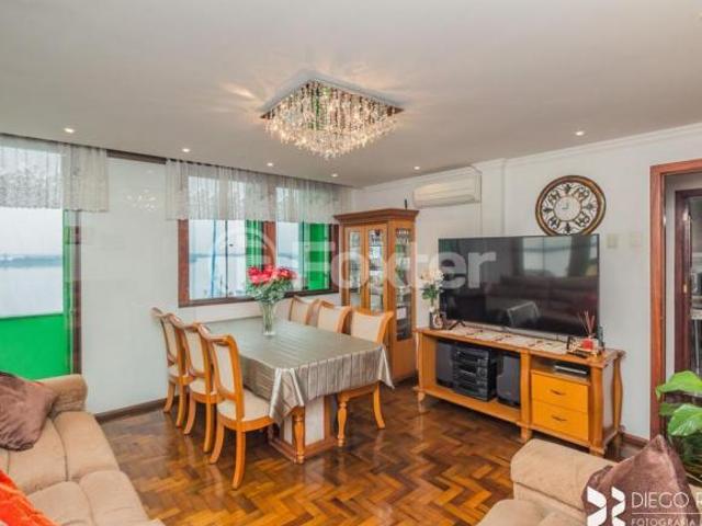 Apartamento, 3 dormitórios, 108 m², em Centro Histórico