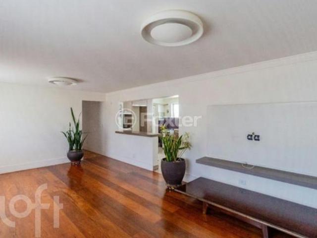Apartamento, 3 dormitórios, 108 m², em Cerqueira César