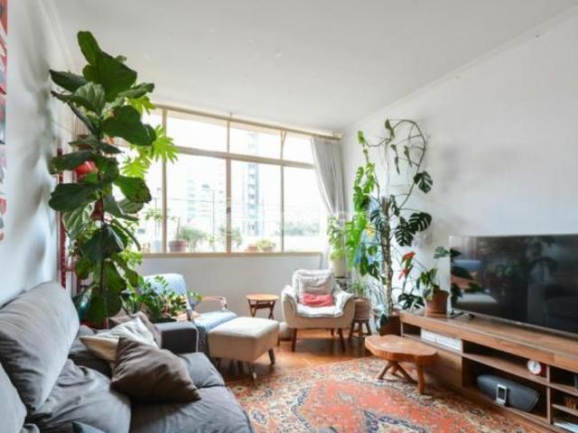Apartamento, 3 dormitórios, 108 m², em Consolação