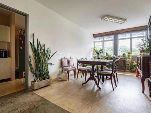 Apartamento, 3 dormitórios, 108 m², em Paraíso