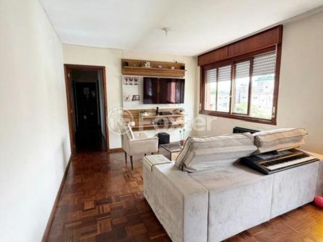 Apartamento, 3 dormitórios, 109.9 m², em Petrópolis