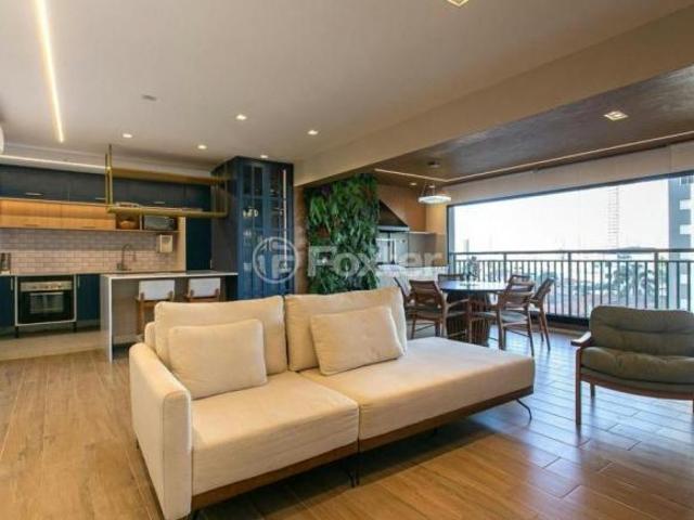 Apartamento, 3 dormitórios, 109 m², em Vila Zilda