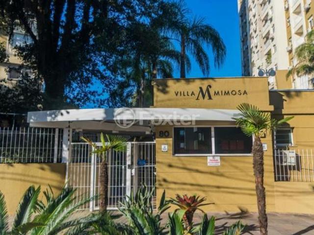 Apartamento, 3 dormitórios, 113.9 m², em Centro