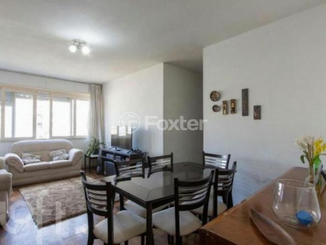 Apartamento, 3 dormitórios, 110.6 m², em Menino Deus