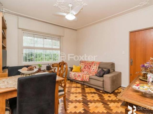 Apartamento, 3 dormitórios, 110.3 m², em Menino Deus