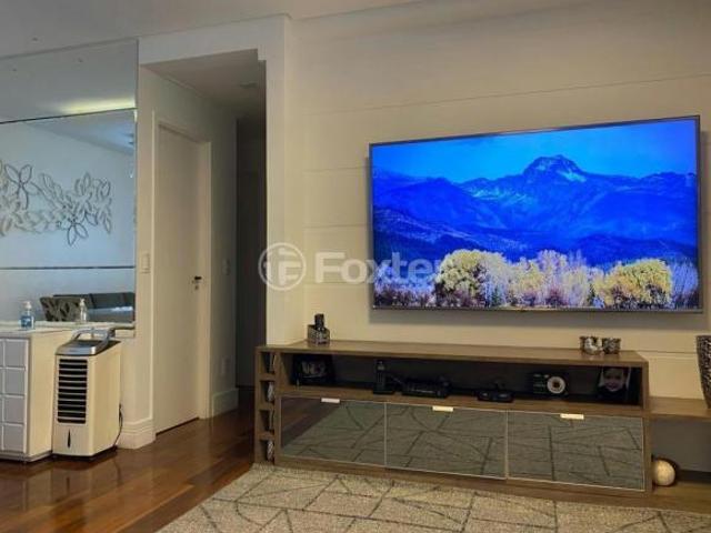 Apartamento, 3 dormitórios, 110 m², em Jardim Brasil Zona Sul