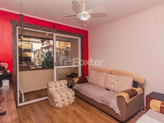 Apartamento, 3 dormitórios, 110 m², em Petrópolis