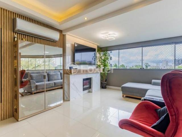 Apartamento, 3 dormitórios, 111 m², em Boa Vista