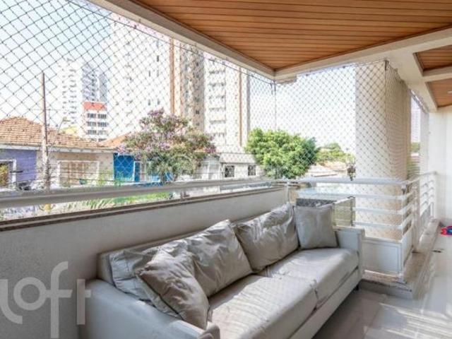 Apartamento, 3 dormitórios, 111 m², em Casa Branca